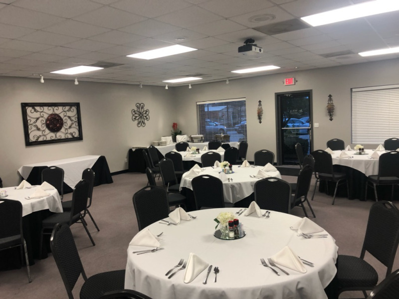 Nola Lagniappe Room - NOLA Southern Grill
